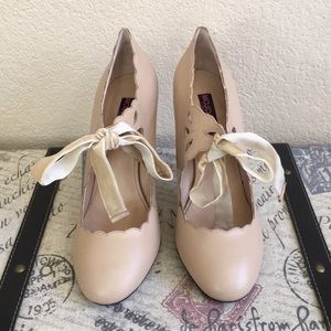 Mojo Moxy | Shoes | Mojo Moxy Vintagestyle Pumps | Poshmark